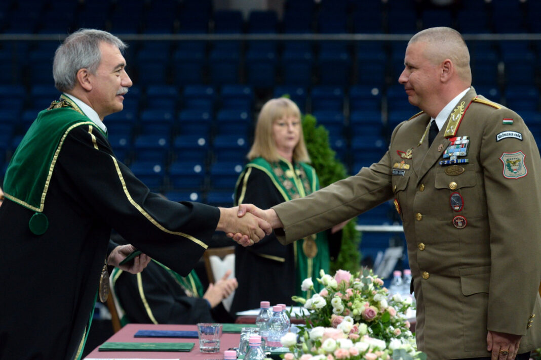 Ki az a Ruszin-Szendi Romulusz, aki átpártolt a Tiszához? - Kispolgár